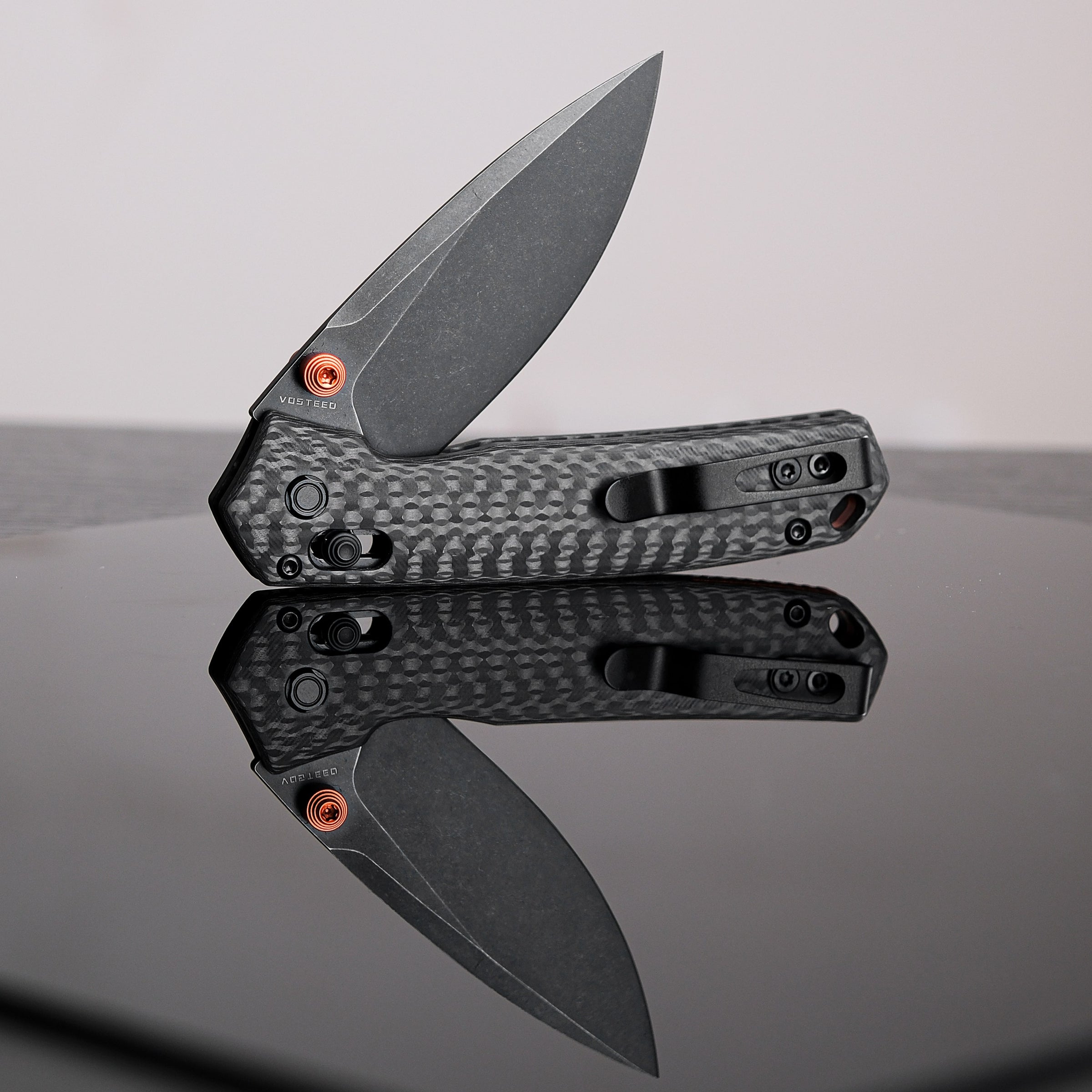 Mini Psyop Elmax Folder | A Luxury Carbon Fiber EDC Knife